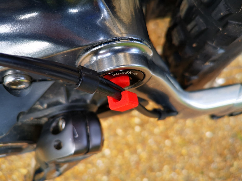 Cable guide for Pivot Bolts - r3pro